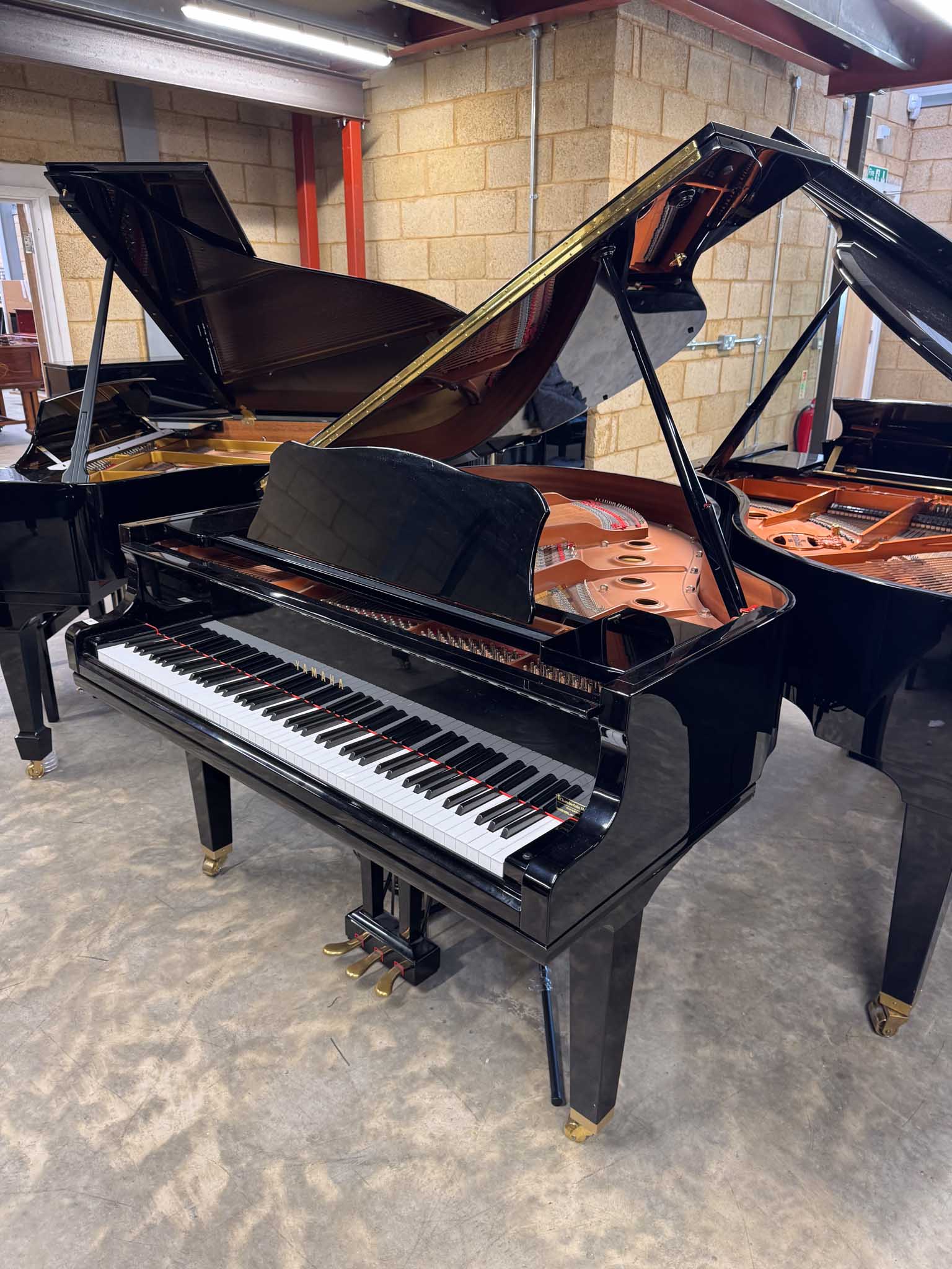 - Yamaha (c2018) Grand Piano - | Est. £10,000-£15,000 - Piano Auctions Ltd