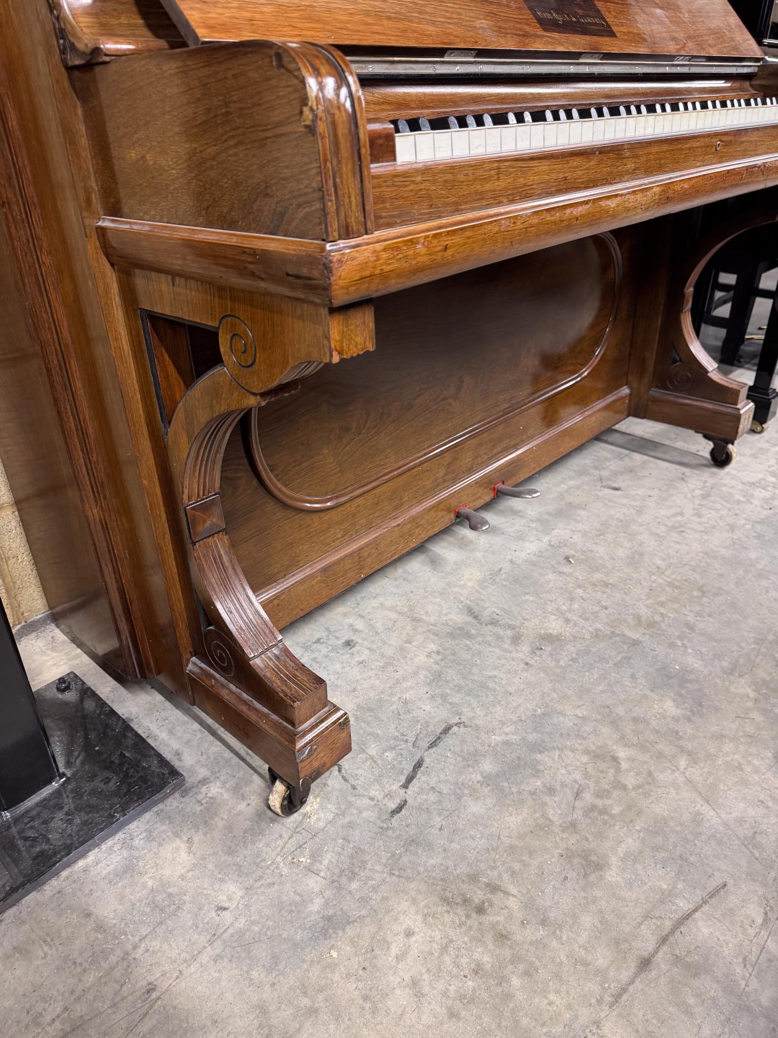 Lot 1 - Steinway (c1926) Upright Piano - | Est. £1,000-£1,500 - Piano ...